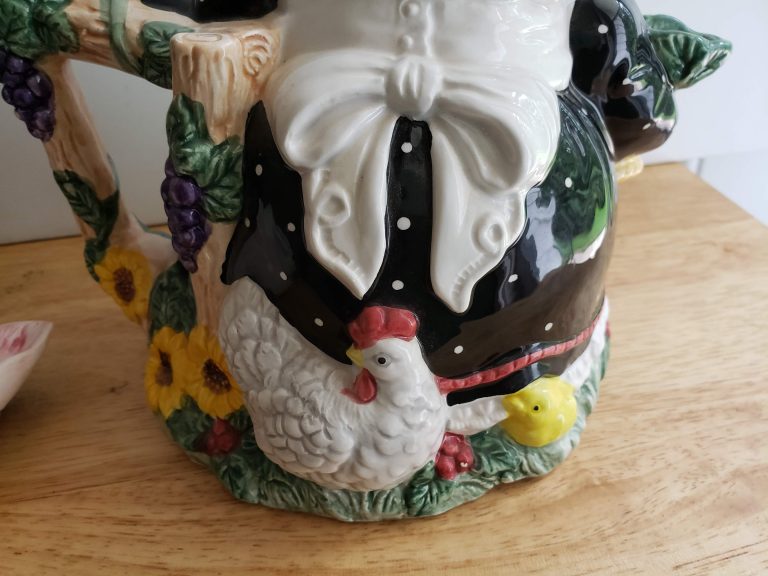 Fitz & Floyd Springtime Prudence the Pig Teapot – Aunt Gladys' Attic