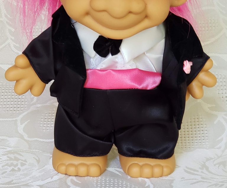 Russ Berrie & Company Troll Pink Hair Groom In Tuxedo Doll – Aunt ...