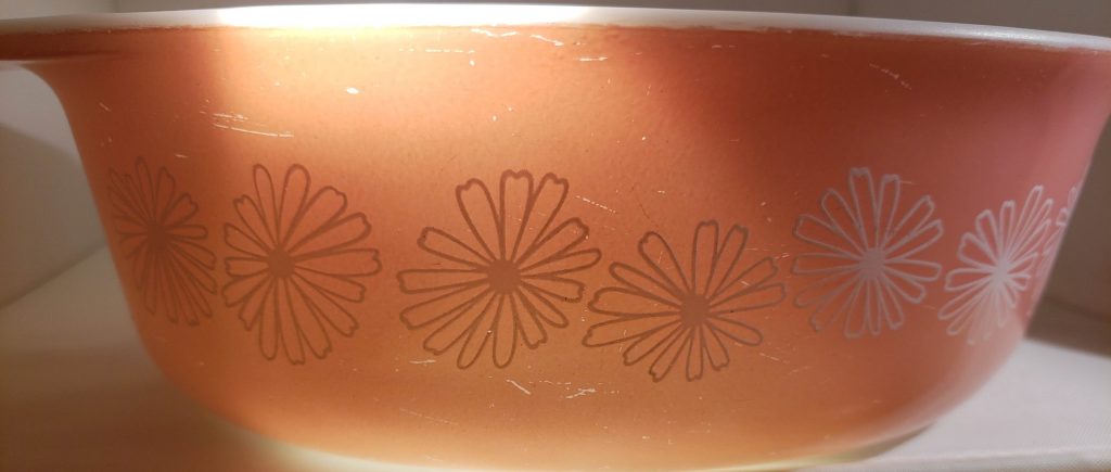 Vintage Pink Daisy Pyrex 1.5 Quart Casserole 043 – SOLD – Aunt Gladys ...