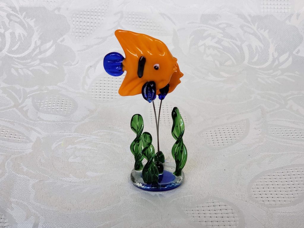 Glass Fish Figurine Style C – Aunt Gladys' Attic