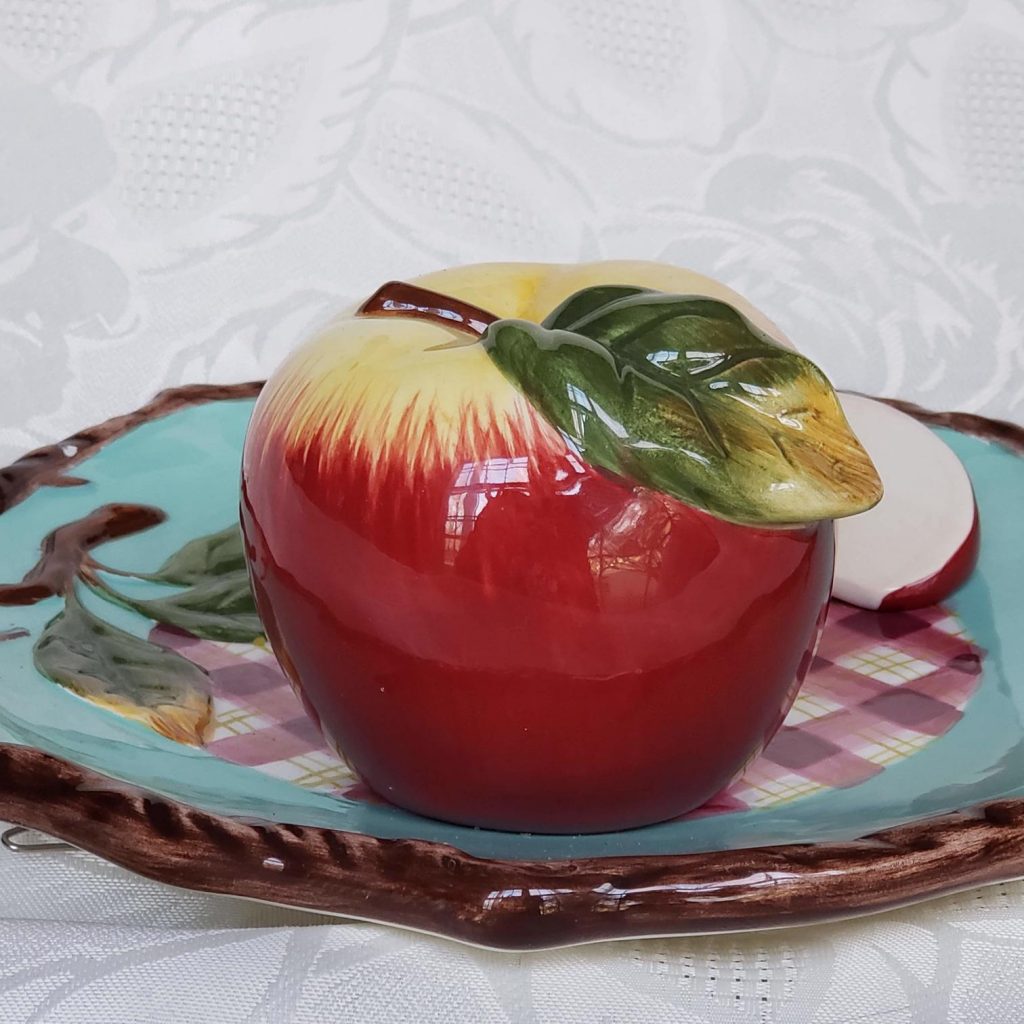 Vintage 3D Ceramic Apple Wall Hanging Plate – Aunt Gladys' Attic